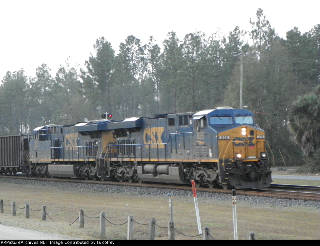 CSX 826
